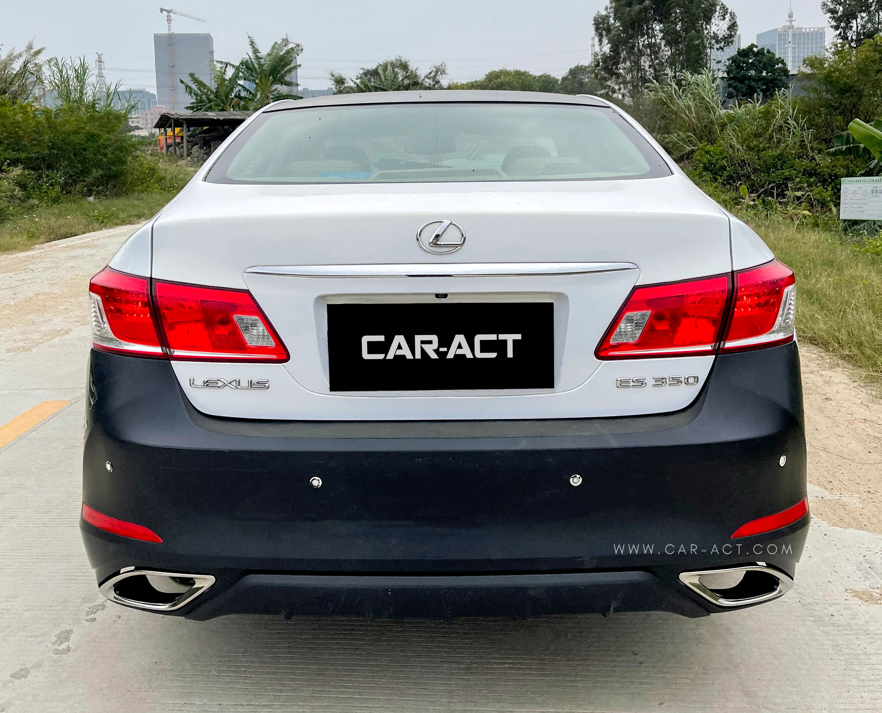 2007-2012 Lexus ES series Upgrade to 2021 Fsport Style Rear Bumper