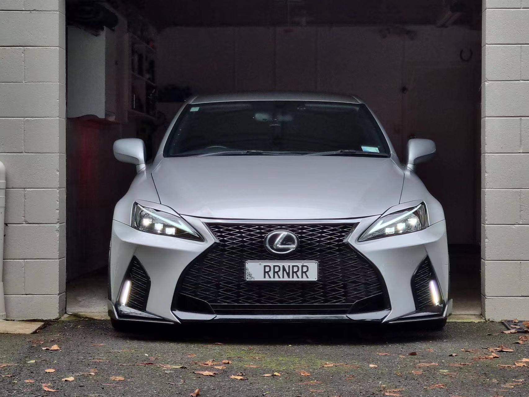 2006-2012 Lexus IS series upgrade to 2021 ISF Version Front Bumper